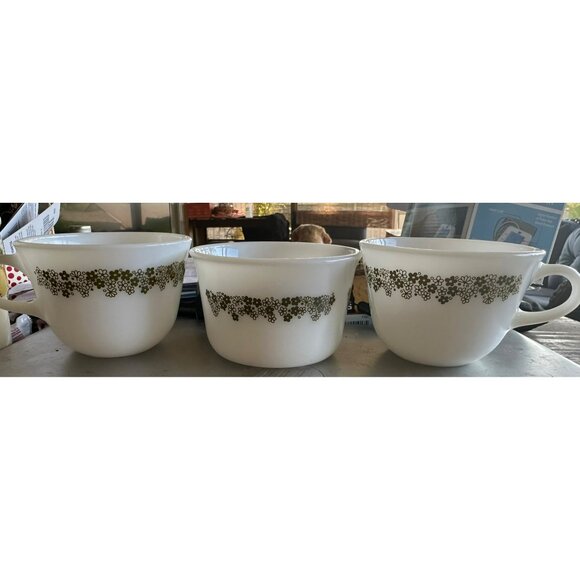 Pyrex | Kitchen | Vintage Pyrex Crazy Daisy Coffee Cups 2 Sugar Bowl ...